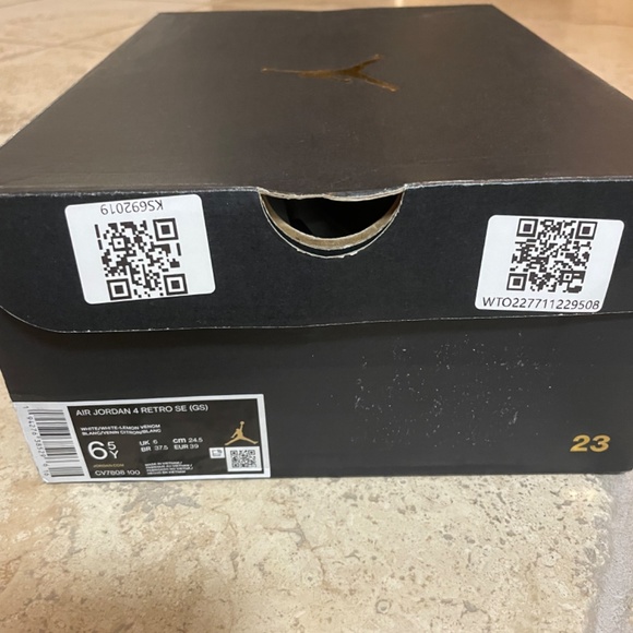 Nike | Shoes | Brand New Authentic In Box Air Jordan 4 Retro Se Gs ...